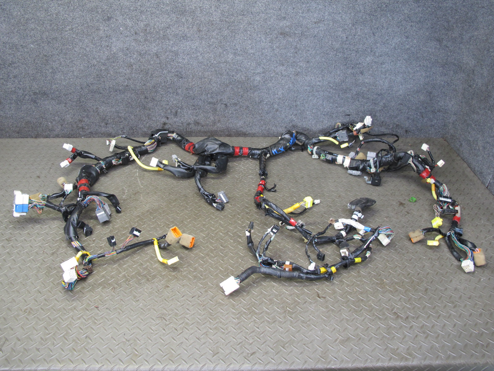 2000-2002 Lexus J100 LX470 Instrument Panel Dash Console Wire Wiring H ...