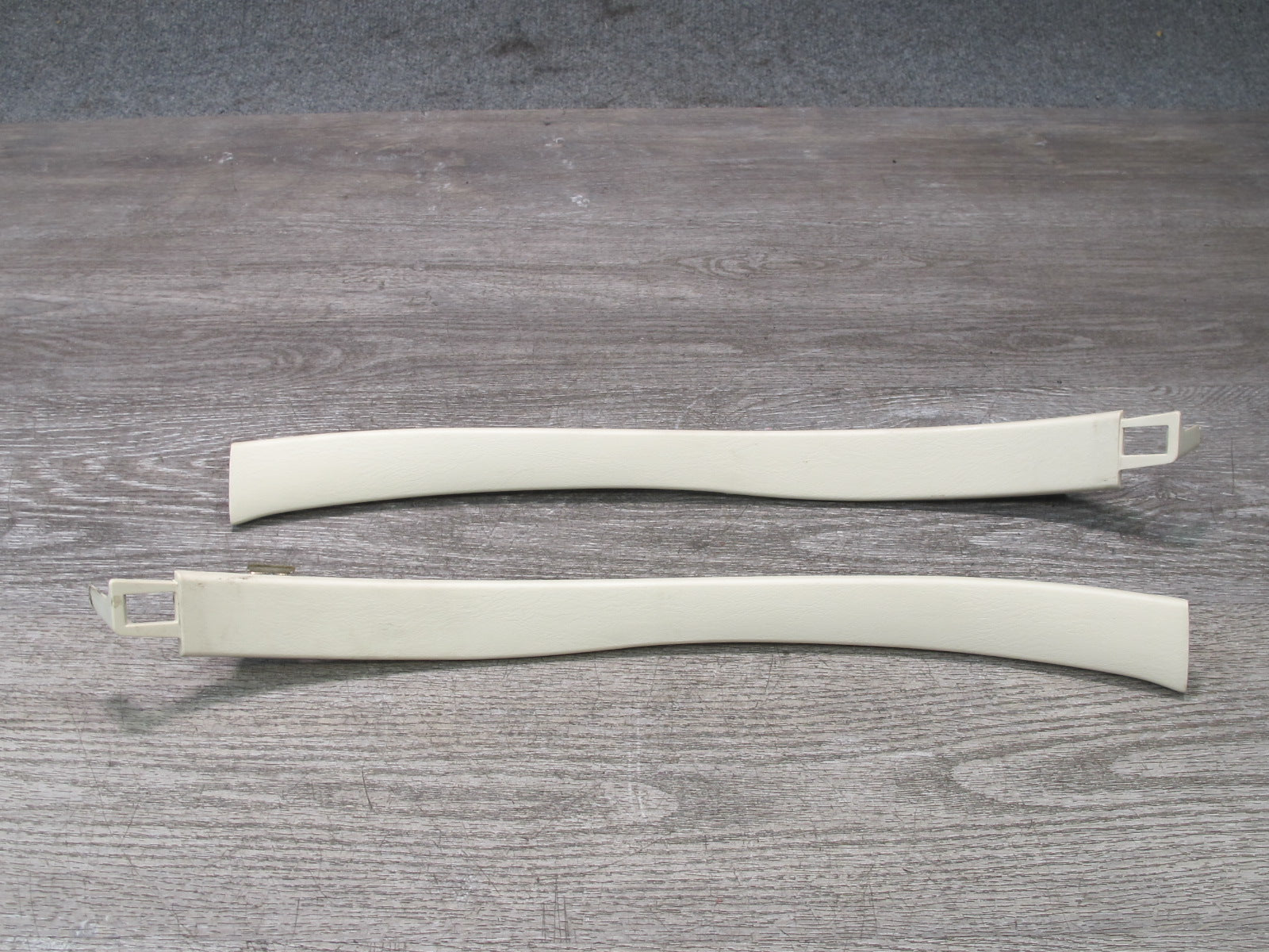 02-10 Lexus Z40 SC430 Set of Left & Right Door Open Lower Pillar Trim ...