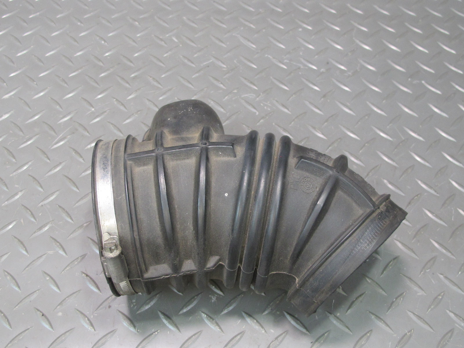 1999-2005 Porsche 911 996 3.6L Air Intake Cleaner Filter Box Duct Tube ...