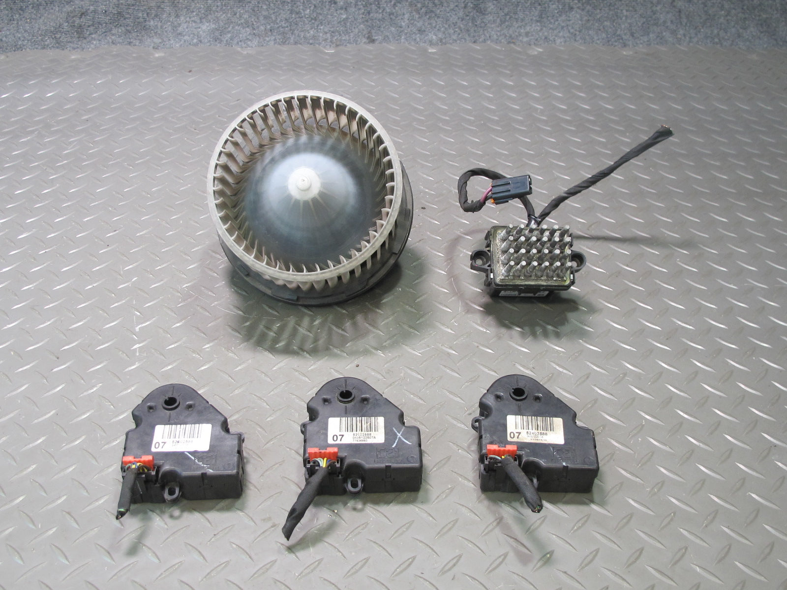07-14 Cadillac Escalade Front A/C Blower Motor Fan Resistor Flap Actua ...
